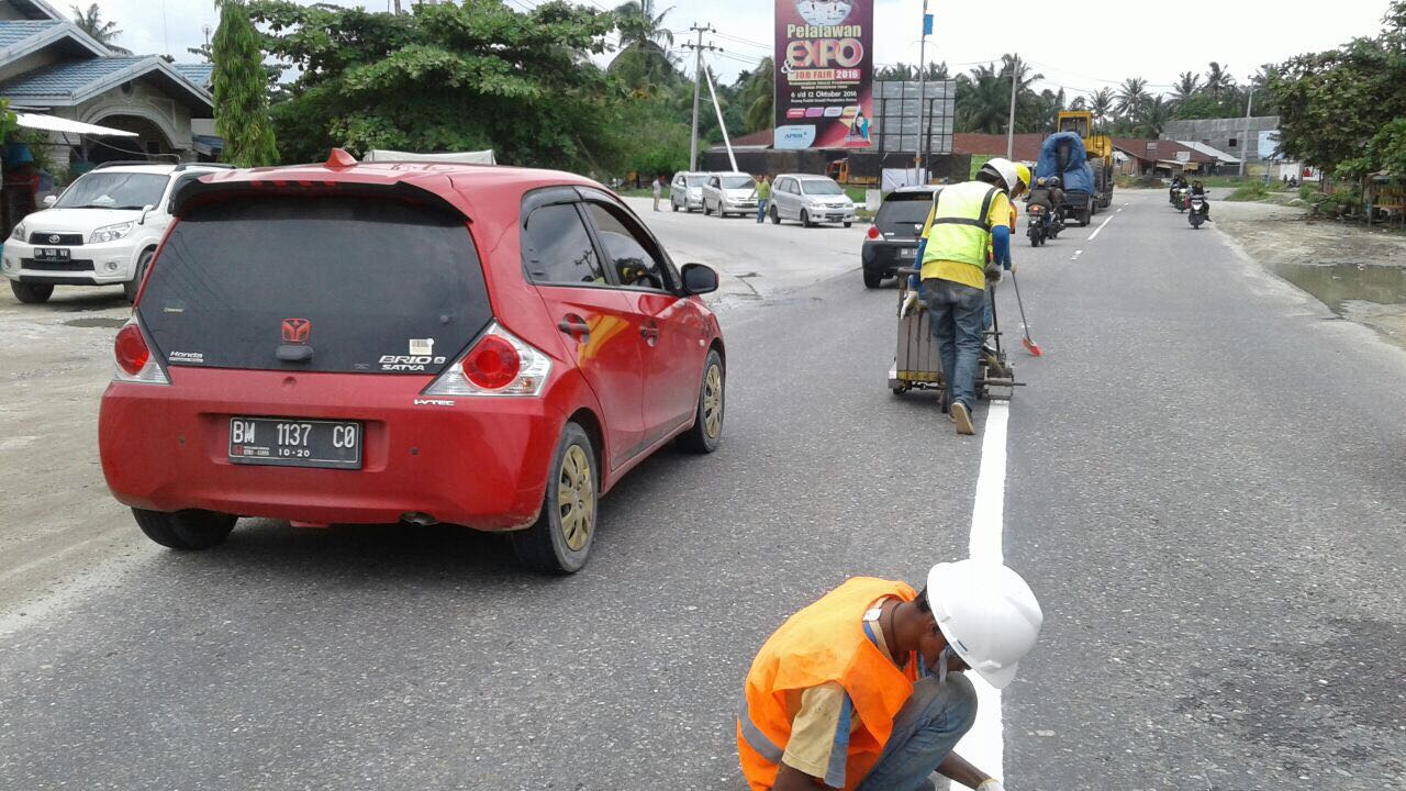Pemeliharaan Jalan Lintas Timur Sumatera Gunakan Sukuk Negara