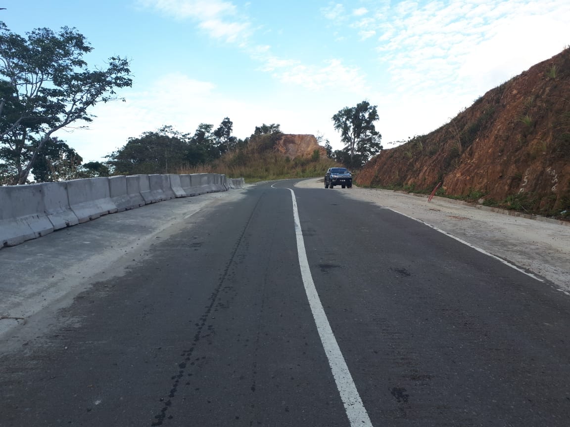 Menyibak Potensi Memikat Gunung Botak di Kabupaten Mansel