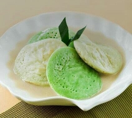 Serebeh Surabaya di Jakarta, Bersaing dengan Serabi Nusantara