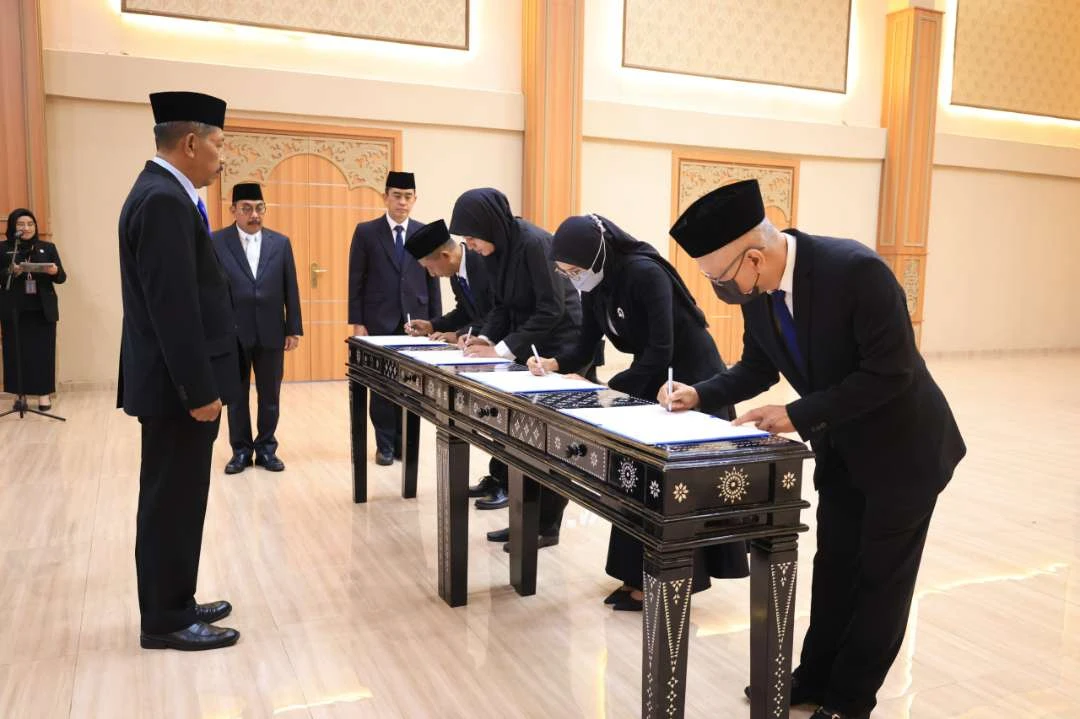 Ambil Sumpah Notaris, Kakanwil Kemenkum Jatim Pesan Untuk Jaga Integritas