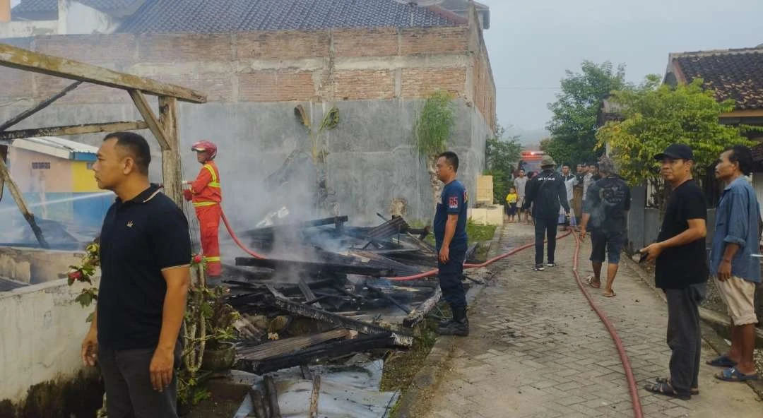 Dua Rumah Warga Tuban Hangus Terbakar, Diduga Akibat Obat Nyamuk