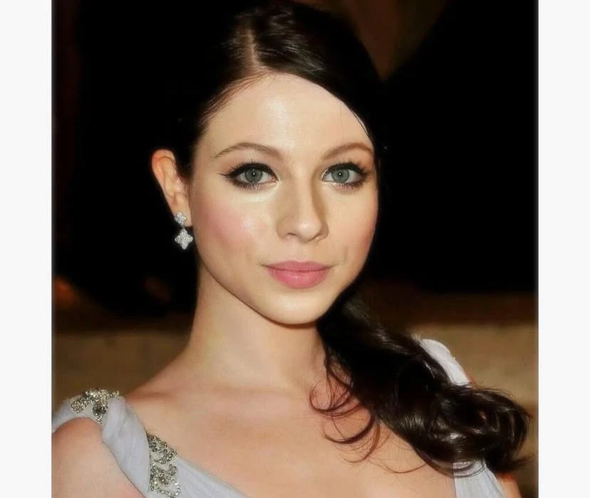 Pemeran Georgina Sparks di Serial Gossip Girl Meninggal Dunia