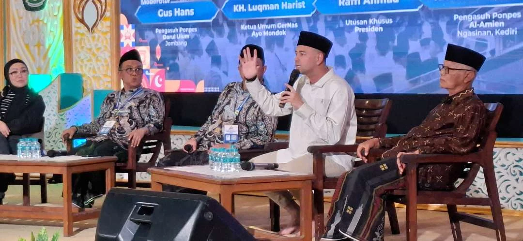 Utusan Khusus Presiden Rafi Ahmad Ajak Santri di Kediri Aktif di Medsos ...