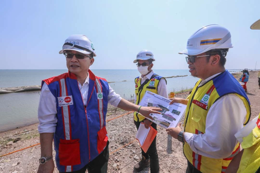 Proyek Jalan Tol Semarang-Demak Seksi 1 Terintegrasi dengan Giant Sea ...
