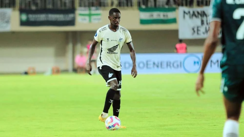 Latyr Fall Resmi Tinggalkan PSM Makassar Usai Tampil Impresif di Liga 1 ...