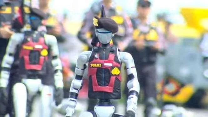 Robot Polisi Berbentuk Humanoid dan Anjing di HUT Bhayangkara ke-79 ...