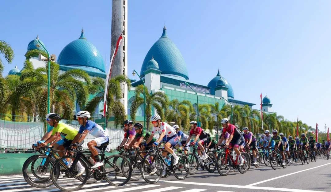 Balap Sepeda Tour de Banyuwangi Ijen Satu-satunya Balapan Sepeda Road ...